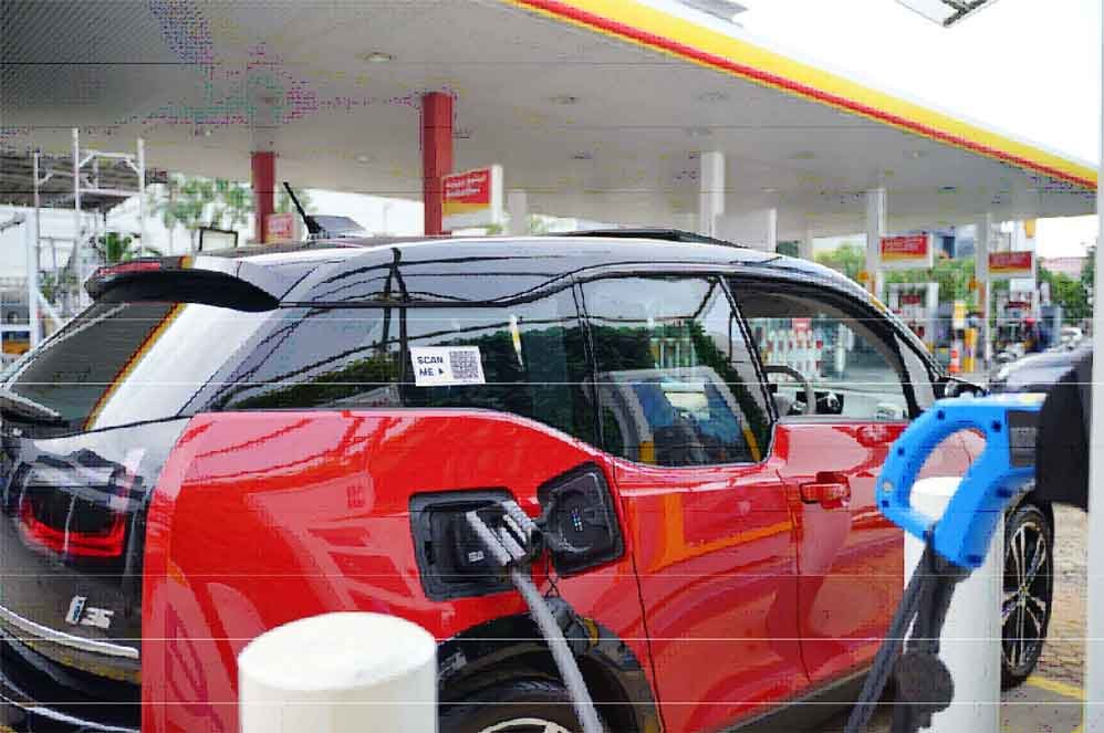 Shell Indonesia Perkenalkan Shell Recharge Untuk Kendaraan Listrik ...