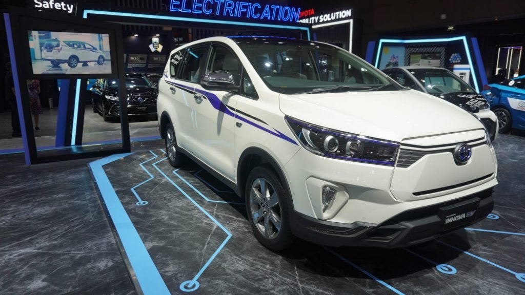 IIMS 2022, Toyota Pamerkan Konsep Kijang Innova Electric - Autos.id