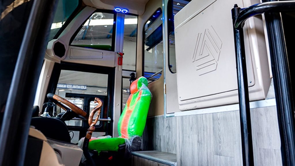 Gunakan Penggerak 4x4, Begini Tampilan Bus Terbaru Trijaya Union - Autos.id