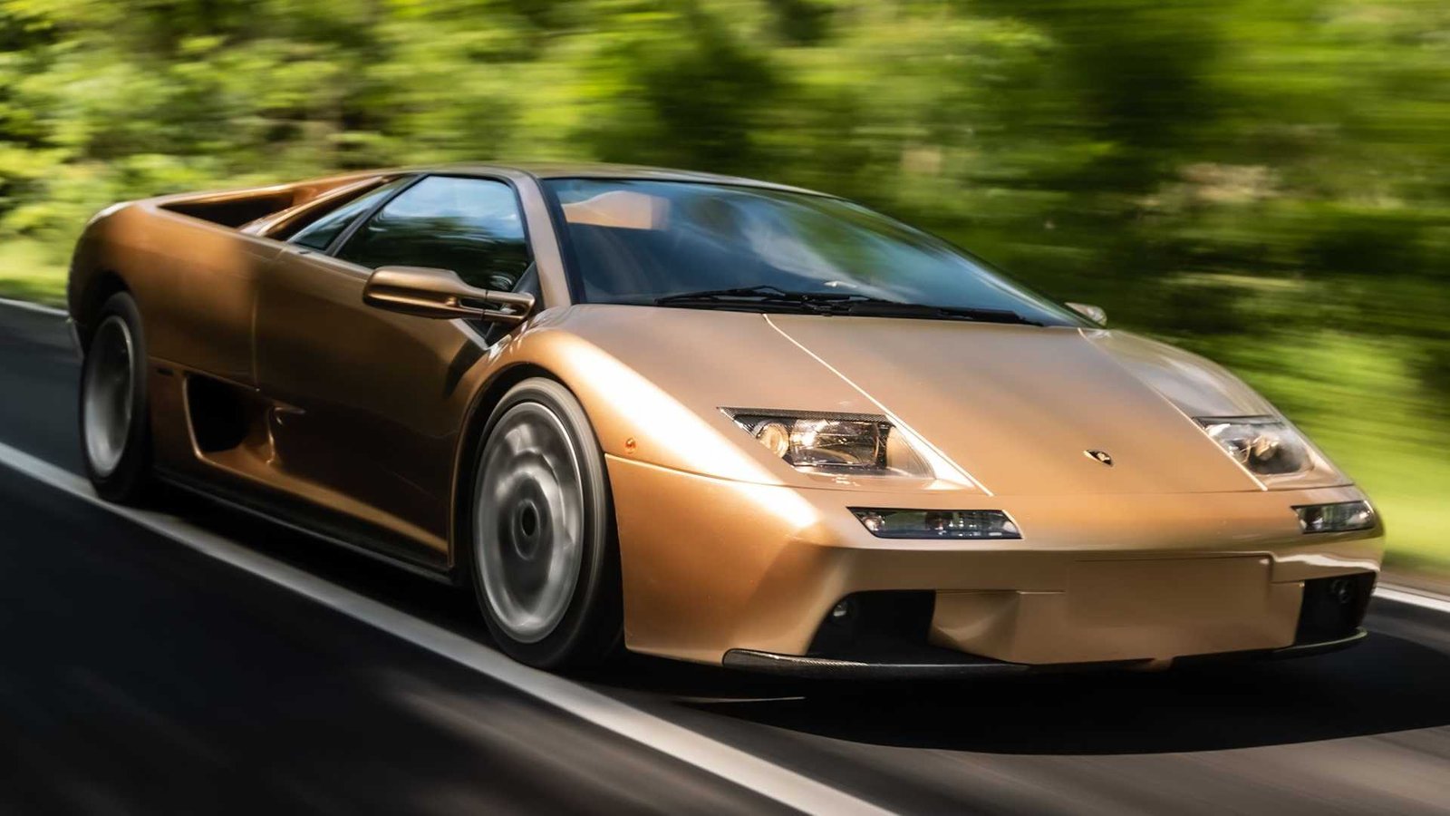 Mobil Sport Tahun 90-an Dengan Desain Timeless - Autos.id