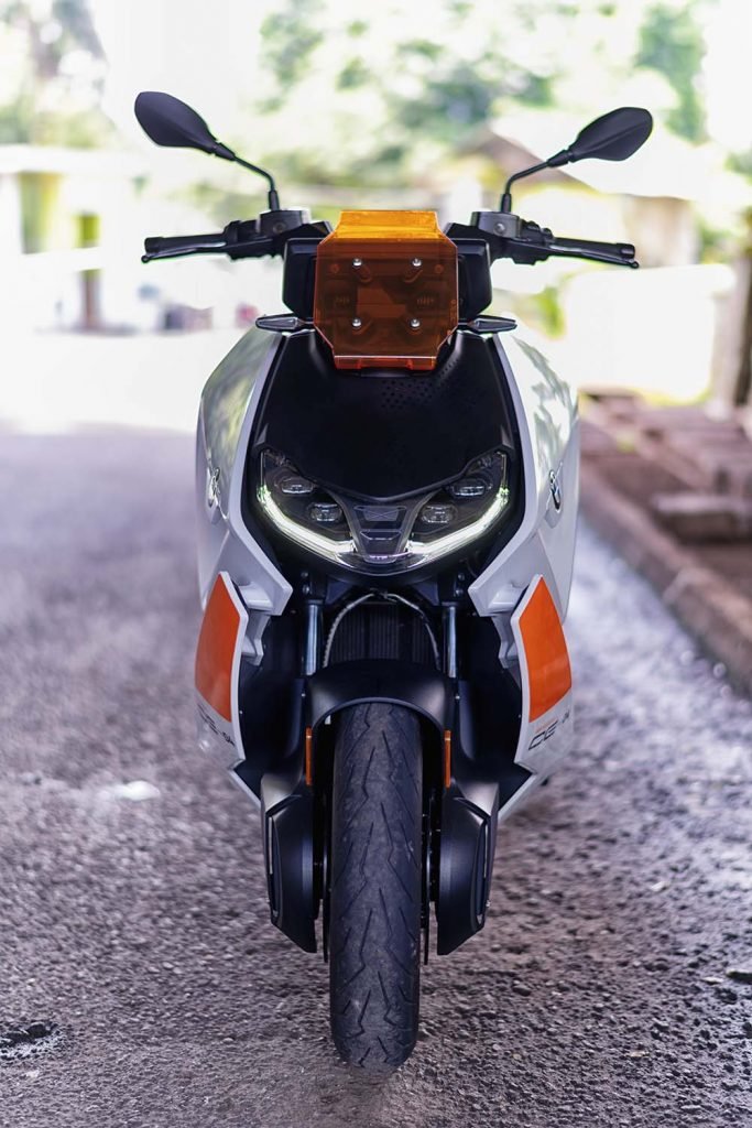 Motor Listrik BMW CE 04 Resmi Mengaspal di Indonesia - Autos.id