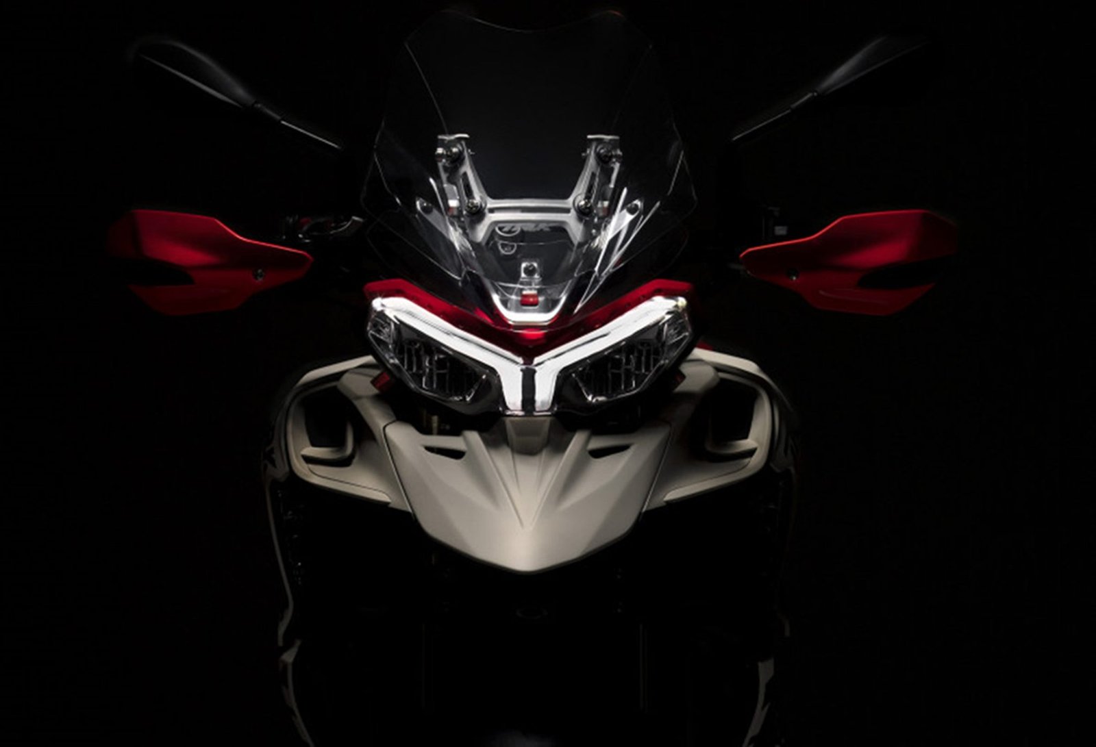 Inilah TRK 800, Pesaing Yamaha Tenere dan Honda Transalp yang ...