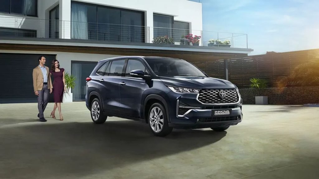 Toyota Innova Hycross Resmi Meluncur Di India, Fitur Jauh Lebih Lengkap ...