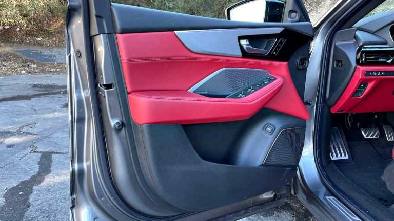 Karet Pintu Mobil: Fungsi, Jenis dan Biaya Menggantinya - Autos.id