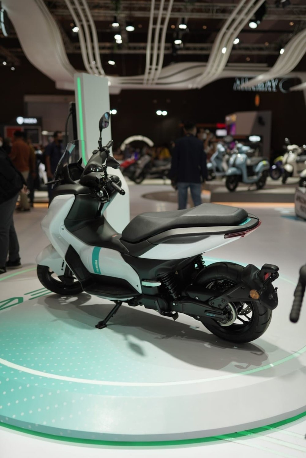 Yamaha Pamerkan Inovasi dan Teknologi Terbaru di IIMS 2023 - Autos.id