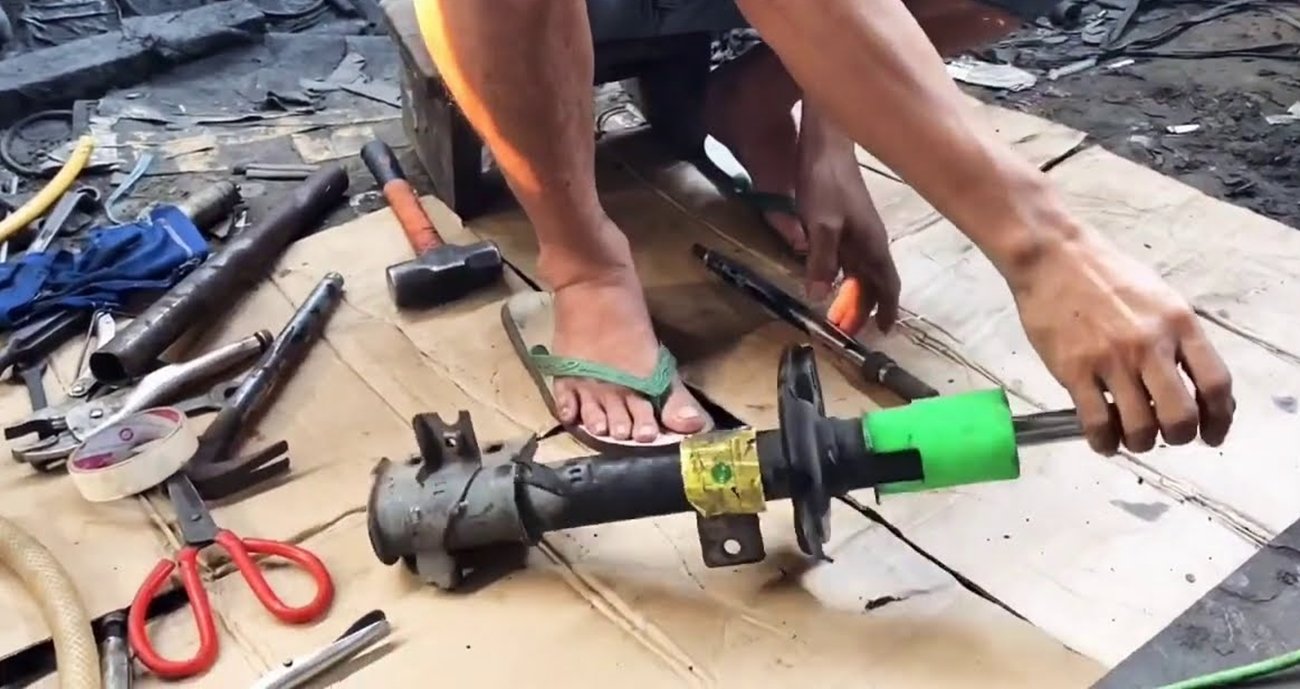 Mending Mana, Ganti Shockbreaker Atau Servis Shockbreaker? - Autos.id
