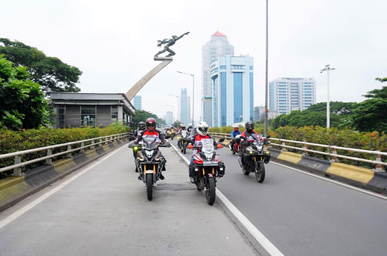 Inilah Tips Konvoi Bermotor Yang Baik Benar! - Autos.id