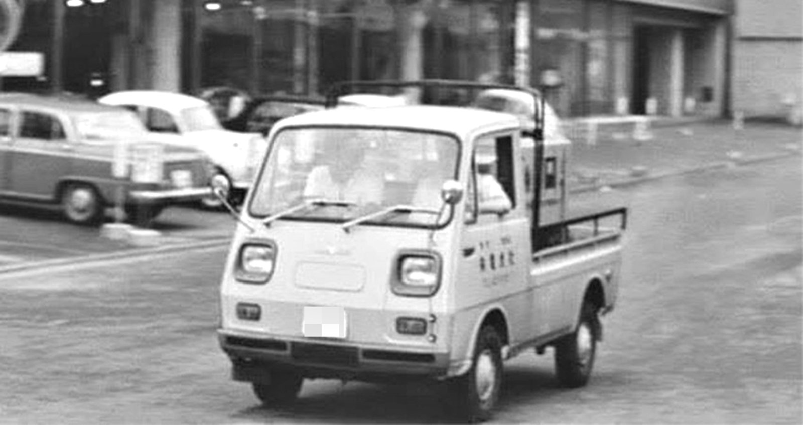 Indonesia Pernah Kehadiran Mobil 2 Tak, Inilah Daftarnya • SoPasti.Com