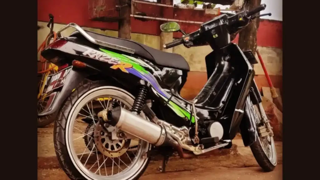 Kawasaki Kaze: Sejarah, Spesifikasi, dan Varian - Autos.id