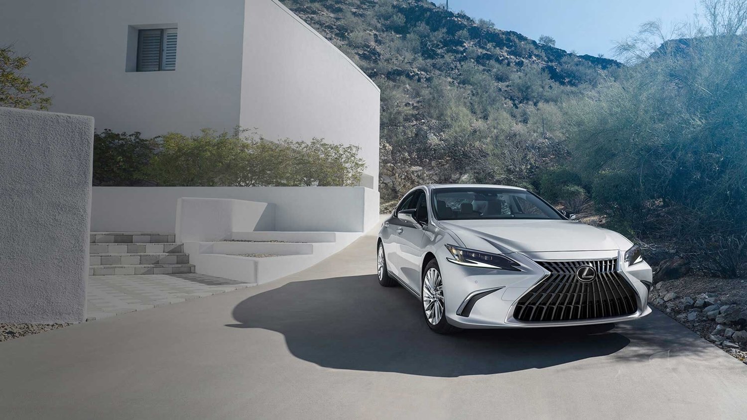 Daftar Harga Mobil Lexus Terbaru 2023 - Autos.id
