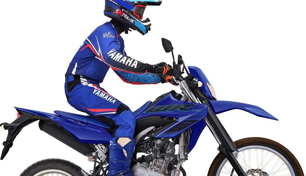 Awal Tahun Baru 2024, Yamaha WR155R Rilis Warna dan Grafis Baru - Autos.id